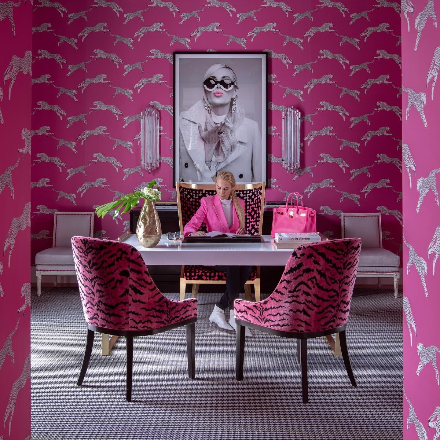 Pink Wallpaper Online Store – The WorkRoom