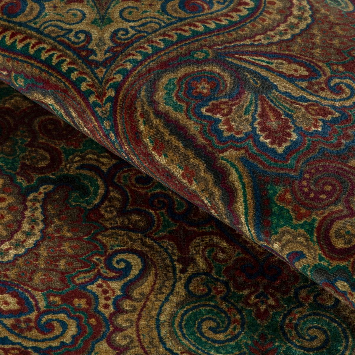 Carswell Velvet - Topaz/Ruby | Lee Jofa – The WorkRoom